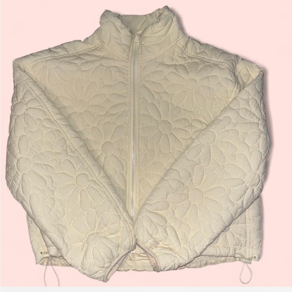 Love Tree | Jackets & Coats | Love Tree Cream Puffer Jacket With High ...